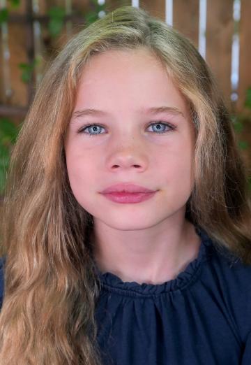 Filmele cu Alona Jane Robbins | RegieLive